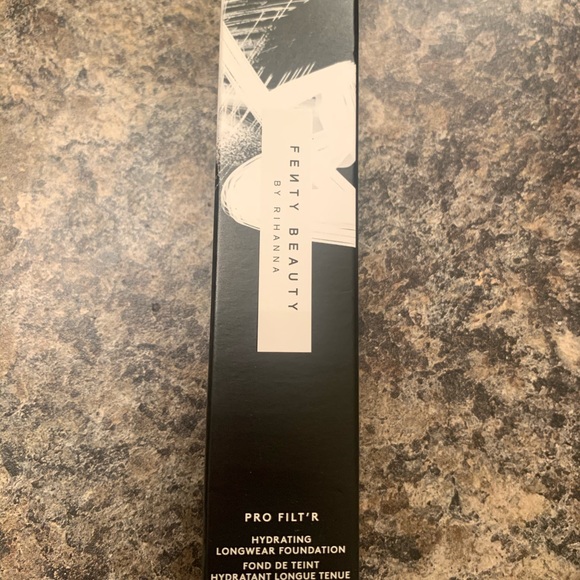 Fenty Beauty | Makeup | Fenty Pro Filtr Hydrating Long Wear Foundation ...